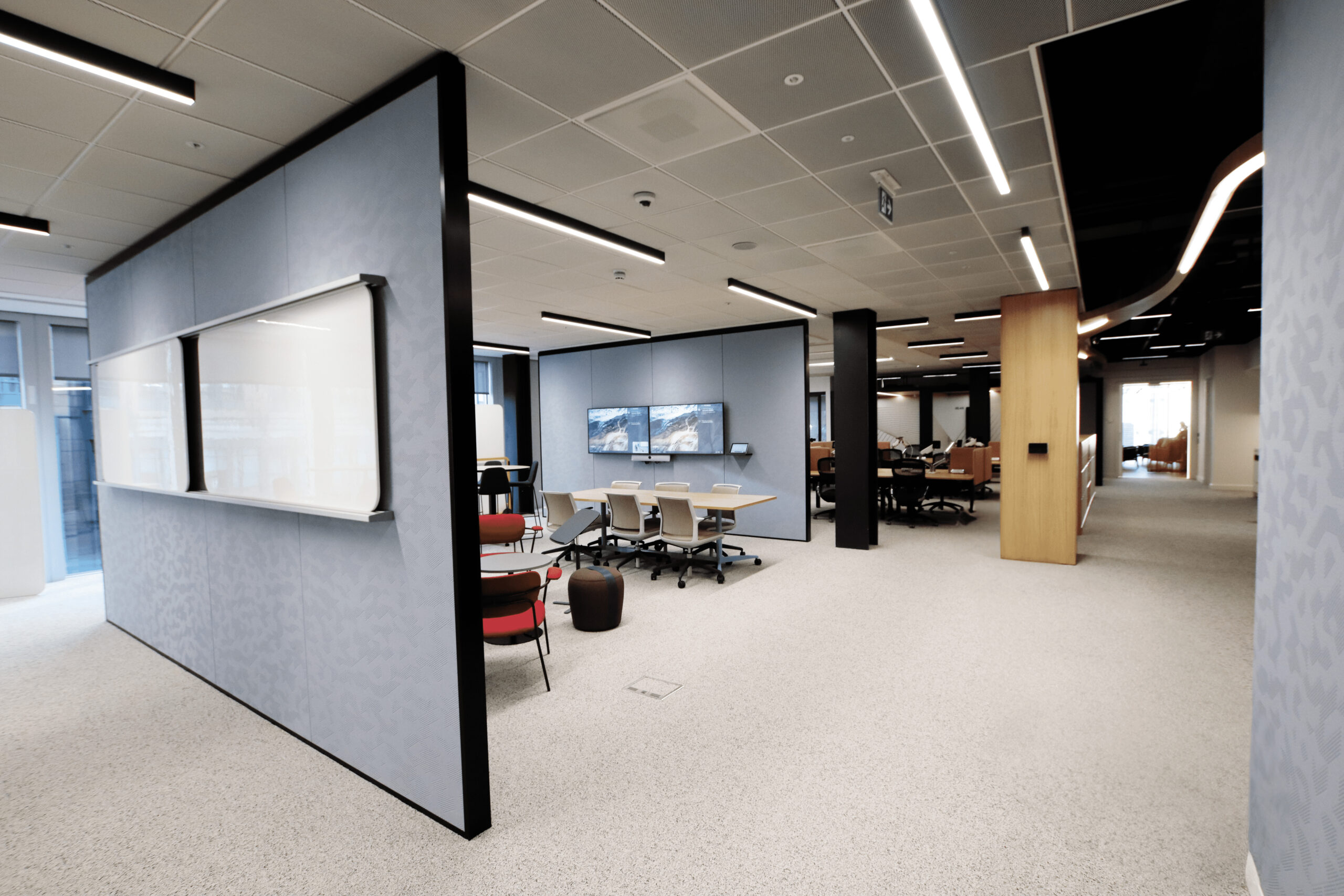 Technology Company High-performance Adaptable Meeting Rooms