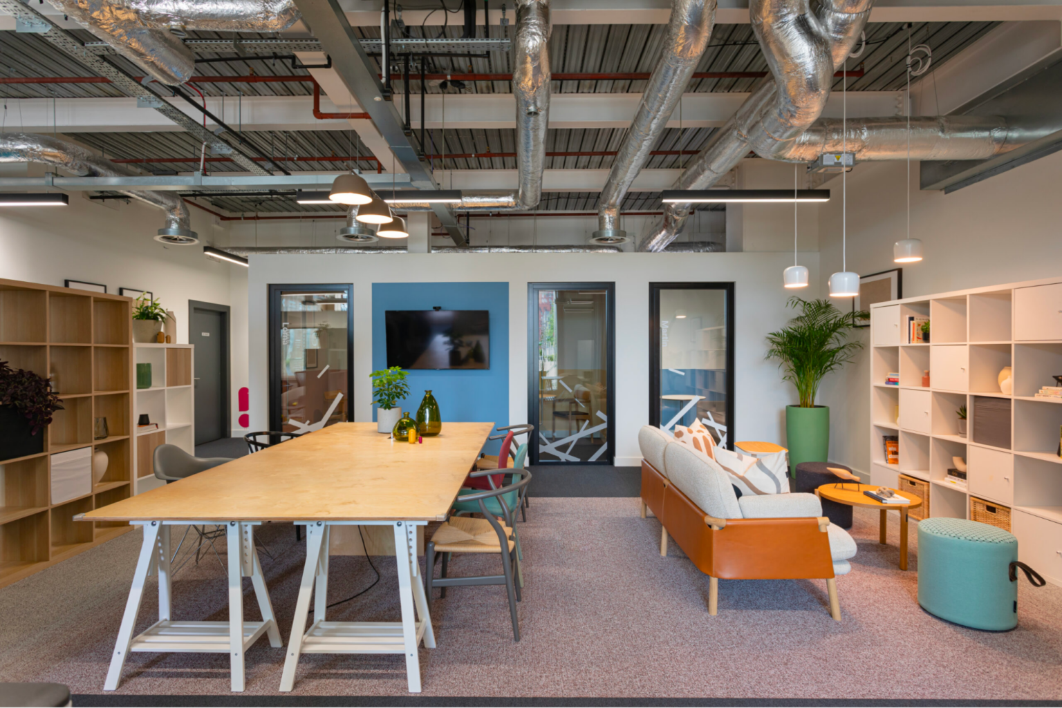 Open Office Design: Exploring Modern Collaboration