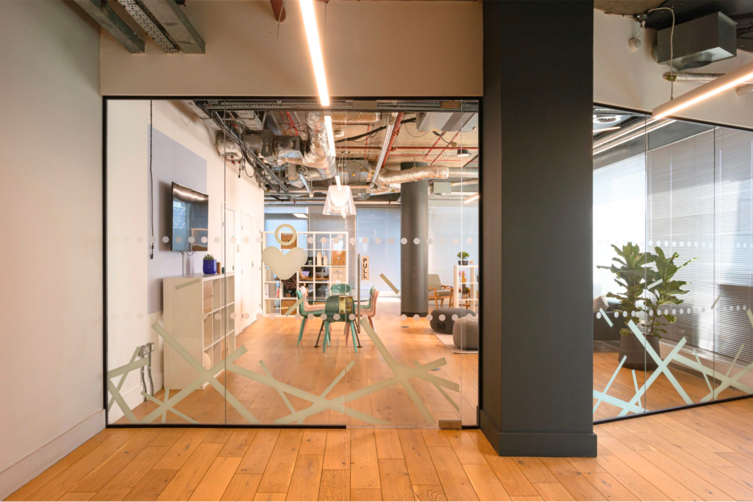 7 Circular Economy Best Practices to Implement in Your Office